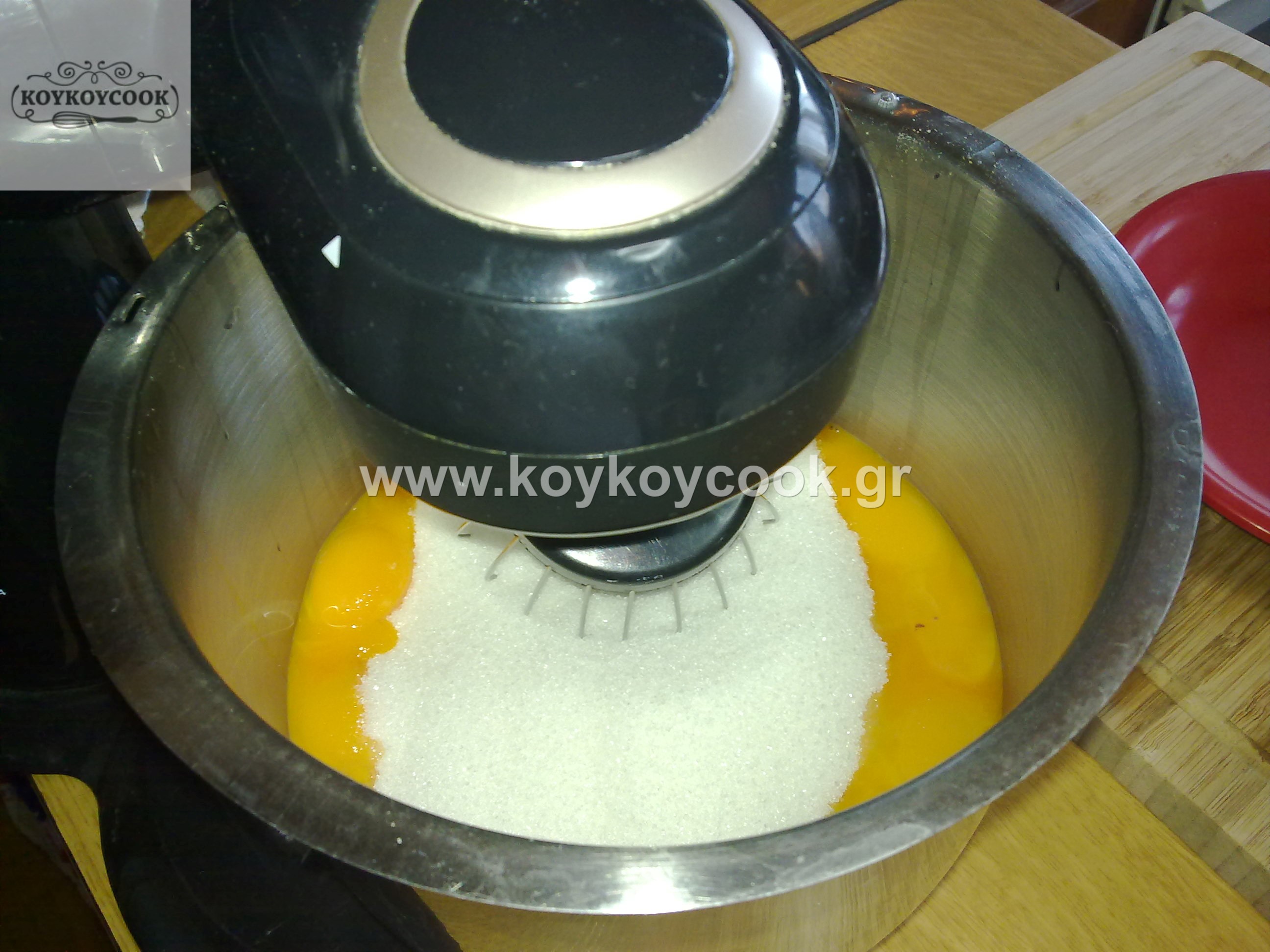 ΕΚΜΕΚ ΚΑΤΑΙΦΙ ΜΕ ΚΡΕΜ ΠΑΤΙΣΕΡΙ – Koykoycook