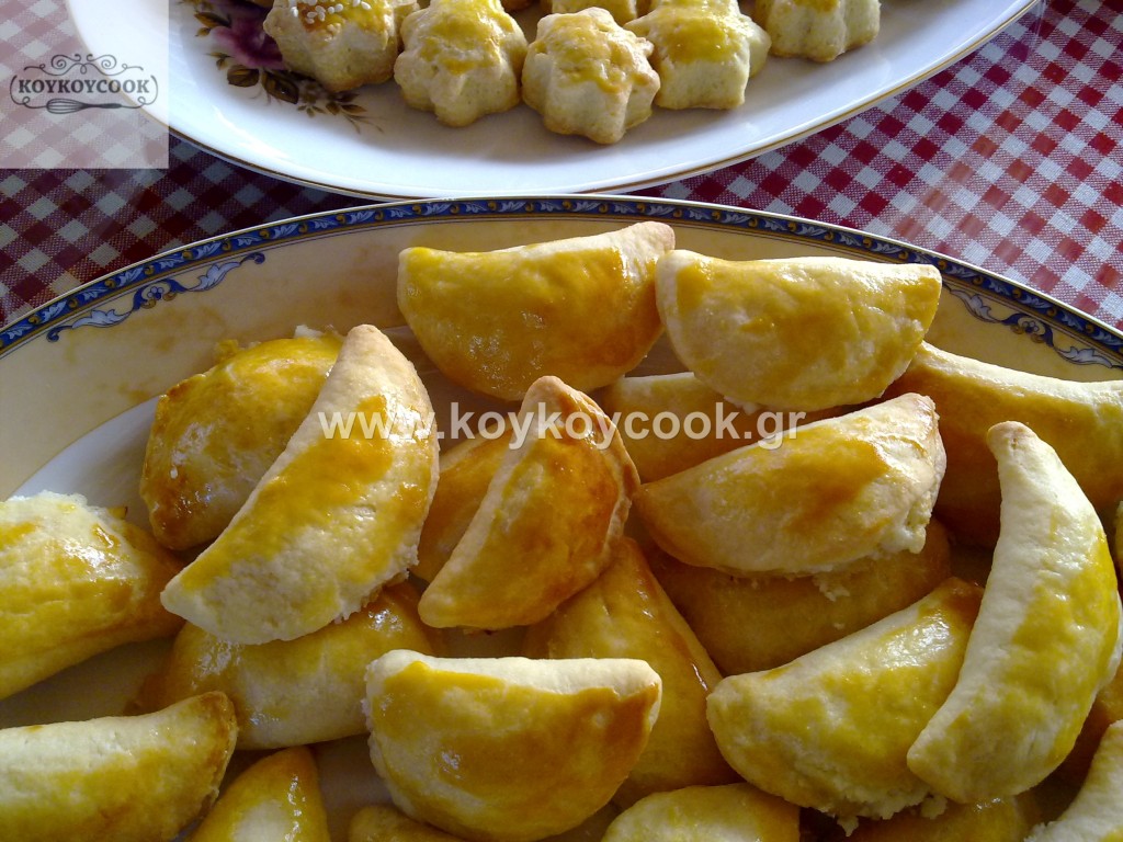 ΤΥΡΟΠΙΤΑΚΙΑ ΚΟΥΡΟΥ ΜΕ ΛΕΥΚΟ ΤΥΡΙ ΣΑΜΟΥ – Koykoycook