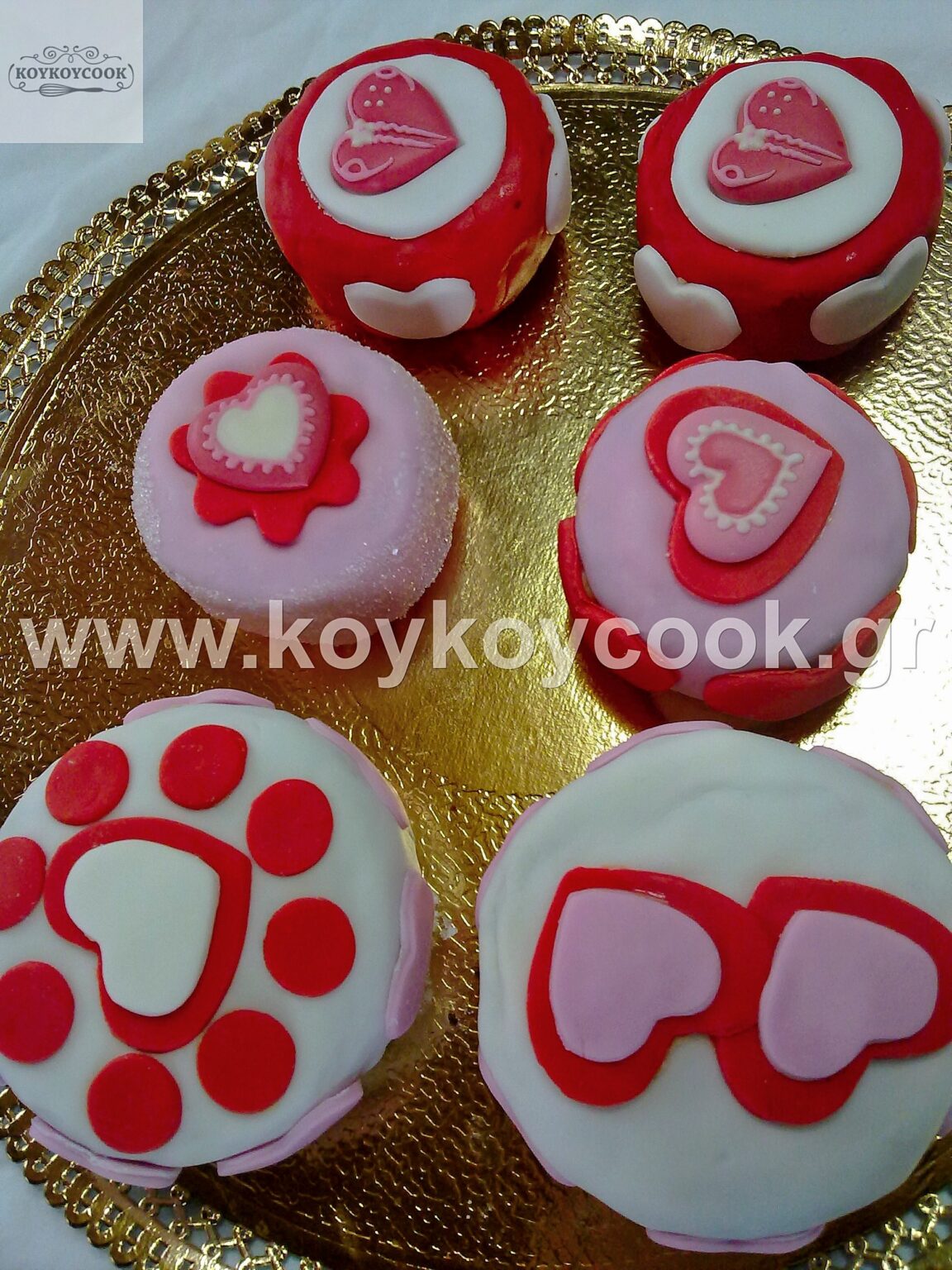 VALENTINE’S ΜΠΡΑΟΥΝΙΣ ΜΕ ΖΑΧΑΡΟΠΑΣΤΑ – Koykoycook