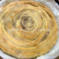 ΚΟΛΟΚΥΘΟΤΥΡΟΠΙΤΑ ΣΤΡΙΦΤΗ ΜΕ ΣΠΙΤΙΚΟ ΦΥΛΛΟ & 2 ΕΙΔΩΝ ΚΟΛΟΚΥΘΙ – Koykoycook