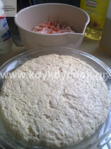 ΛΑΔΕΝΙΑ ΚΙΜΩΛΟΥ (Η ΕΛΛΗΝΙΚΗ ΠΙΤΣΑ) – Koykoycook