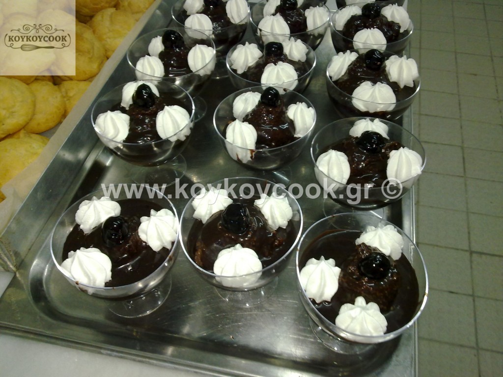 BLACK FOREST ΣΕ ΠΟΤΗΡΙ – Koykoycook