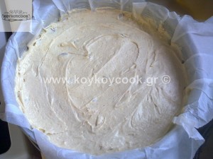 ΒΑΣΙΛΟΠΙΤΑ ΧΙΟΝΑΝΘΡΩΠΟΣ ΜΕ ΣΤΑΦΙΔΕΣ,ΚΑΝΕΛΑ & ΣΑΜΙΩΤΙΚΟ ΓΛΥΚΟ ΚΡΑΣΙ ...