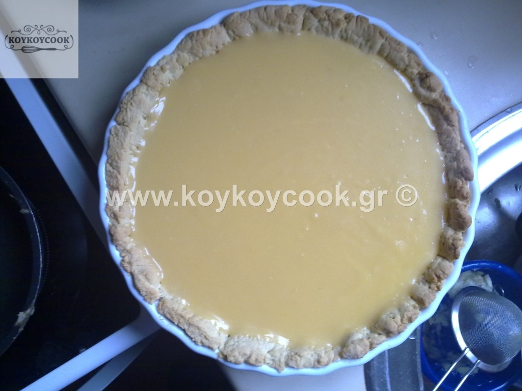 ΤΑΡΤΑ ΜΕ LEMON CURD ΚΑΙ ΦΡΕΣΚΙΕΣ ΦΡΑΟΥΛΕΣ – Koykoycook
