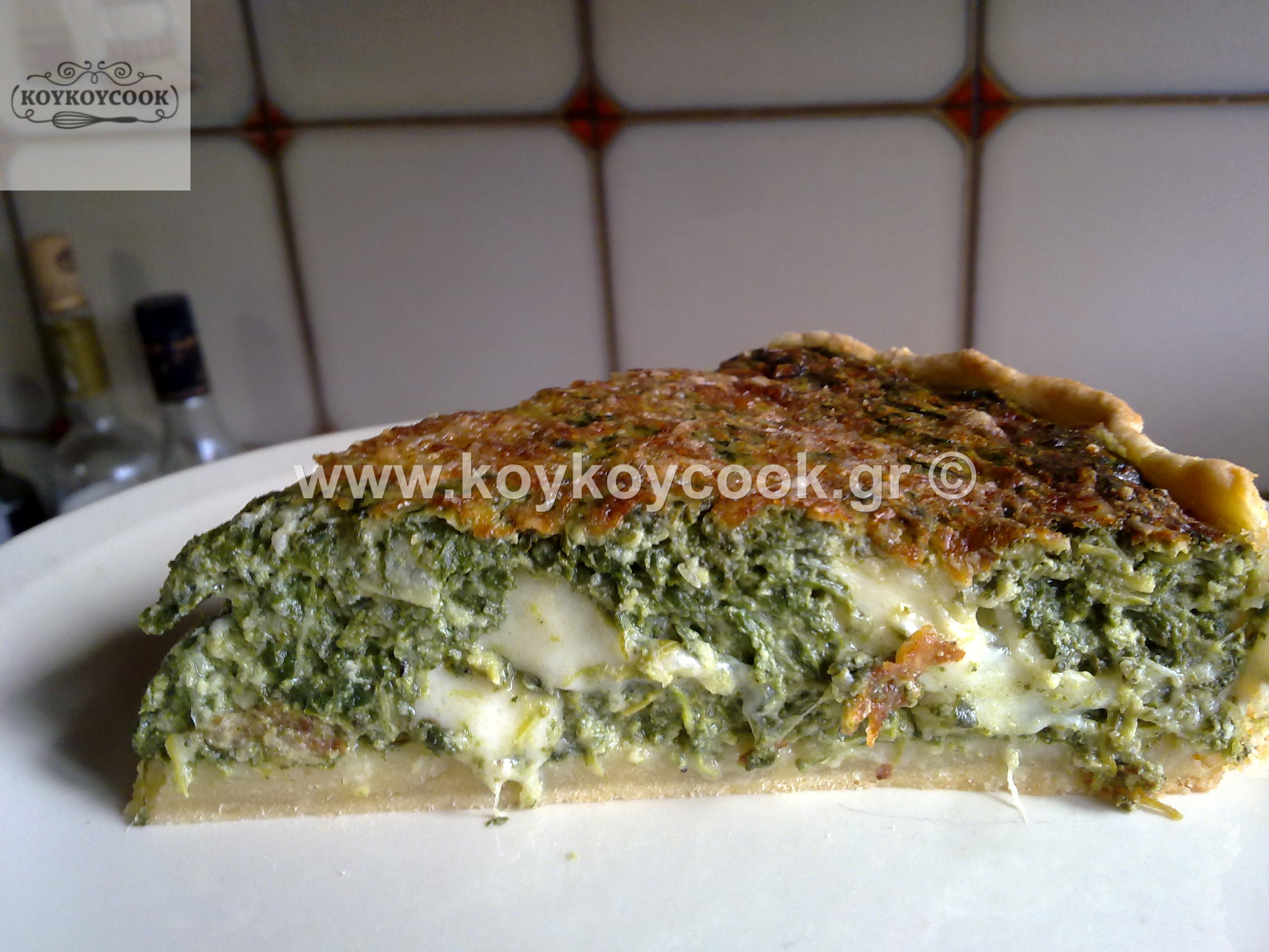 ΤΑΡΤΑ ΜΕ ΣΠΑΝΑΚΙ ΚΑΙ ΤΥΡΙΑ – Koykoycook