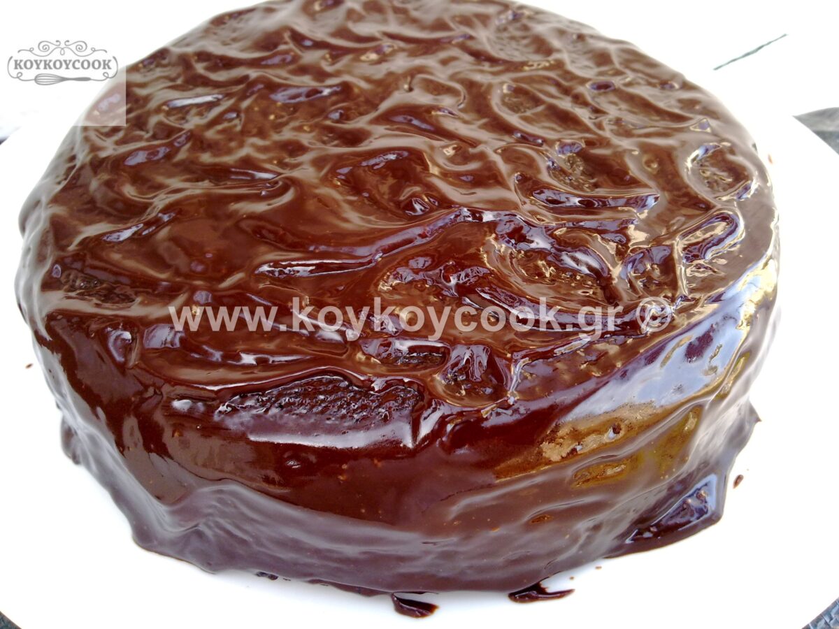 ΚΕΙΚ ΣΟΚΟΛΑΤΑΣ ΧΩΡΙΣ ΑΥΓΑ,ΓΑΛΑ ΚΑΙ ΒΟΥΤΥΡΟ (Vegan) – Koykoycook