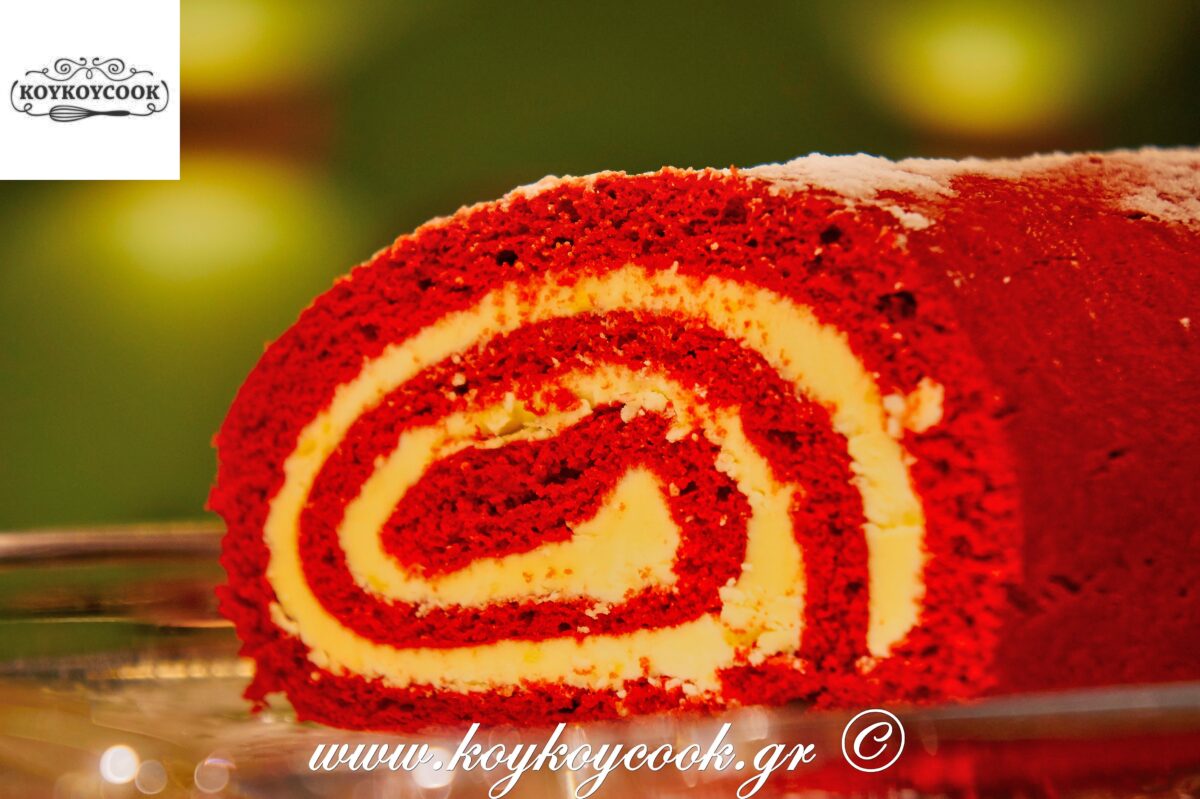 ΚΟΡΜΟΣ RED VELVET ΜΕ ΓΕΜΙΣΗ ΤΥΡΙ ΚΡΕΜΑ – Koykoycook