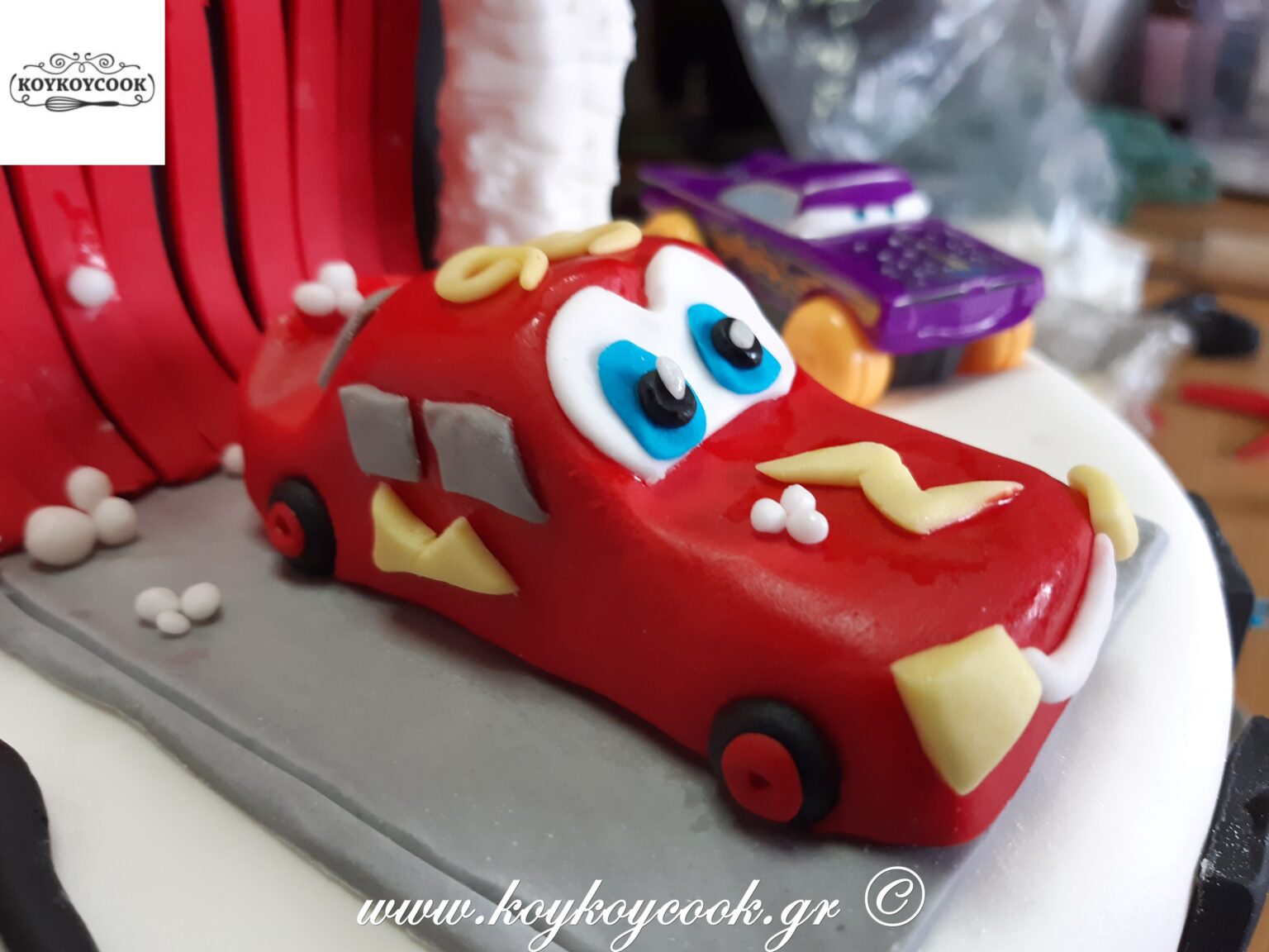 ΤΟΥΡΤΑ ΜΑΚΟΥΙΝ CAR WASH – Koykoycook