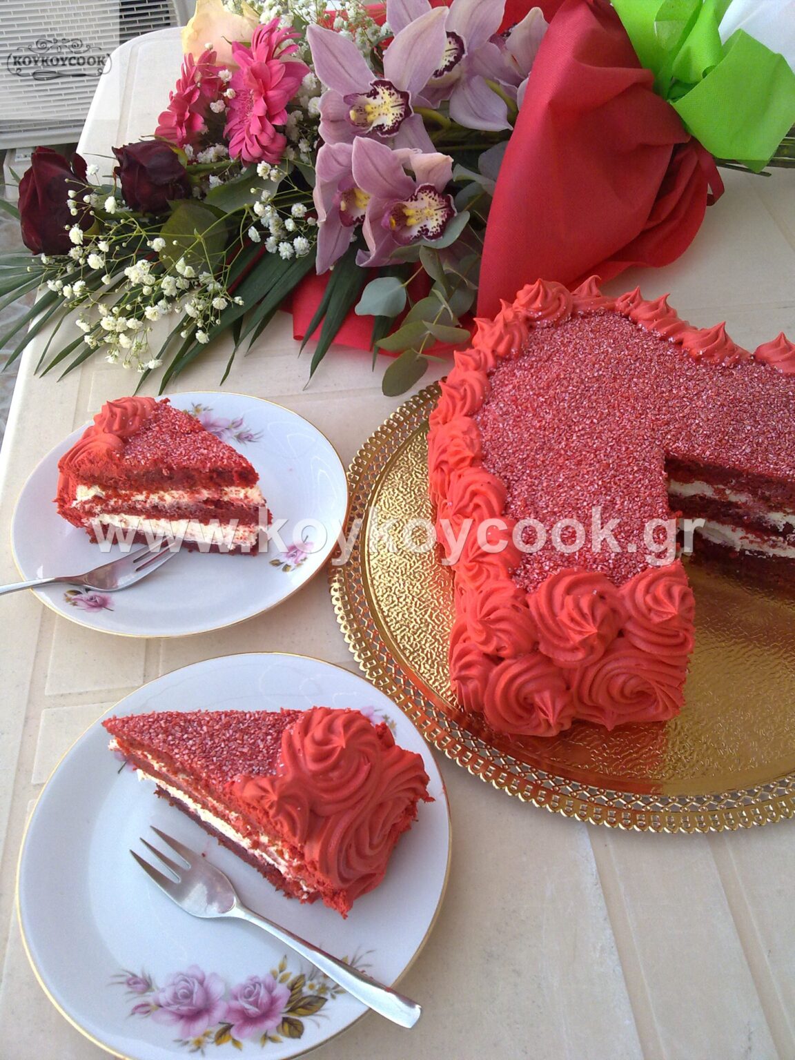 ΤΟΥΡΤΑ RED VELVET (Η κλασσική) – Koykoycook